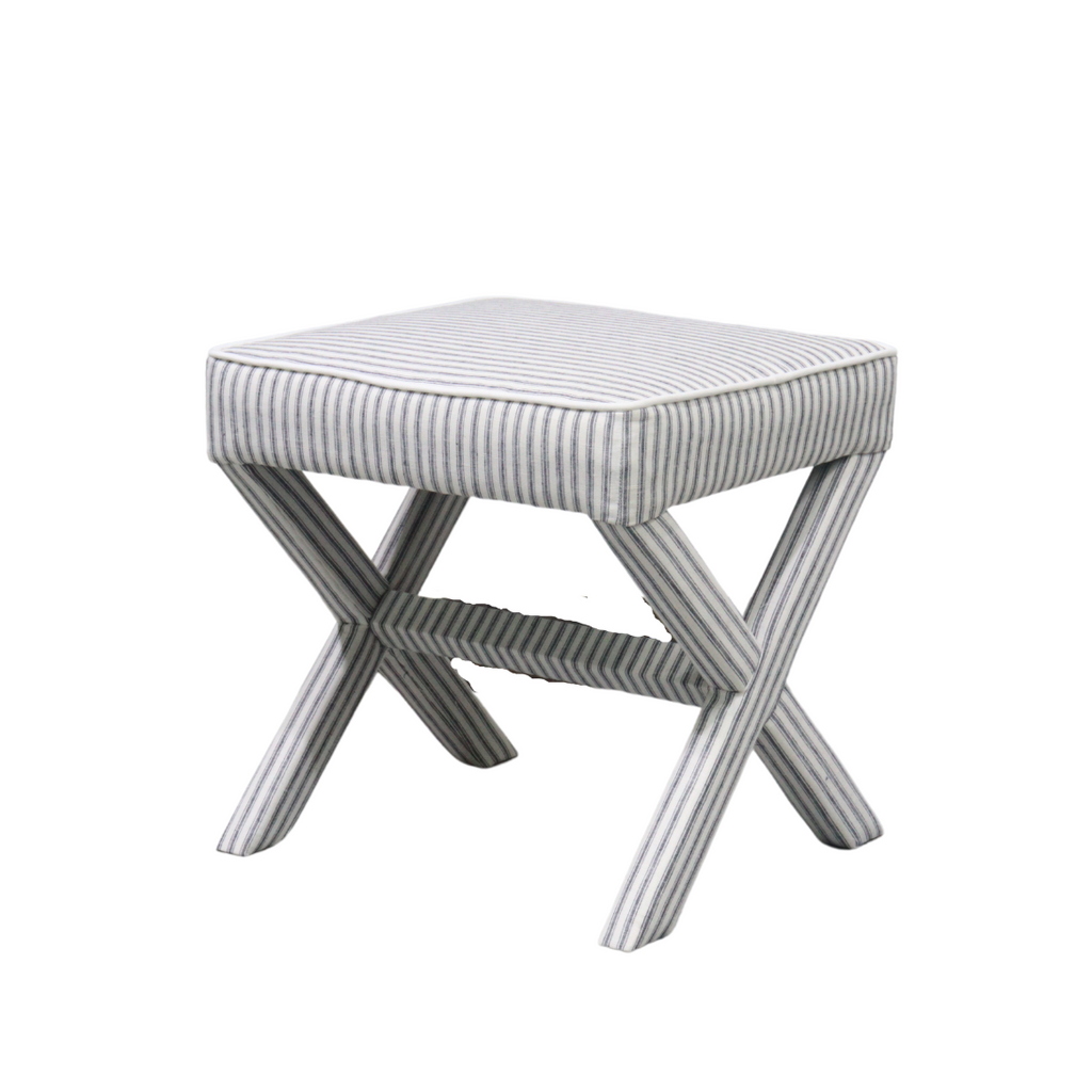 Hamptons Living Room Ottomans